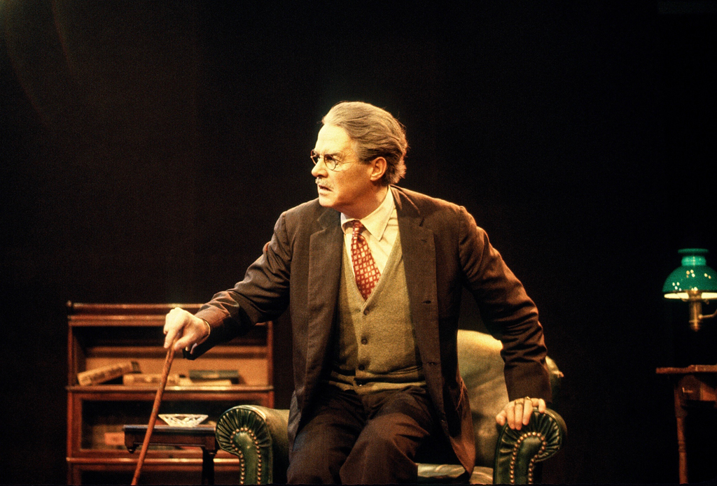 Mr. Joyce is Leaving Paris – liminal.ca